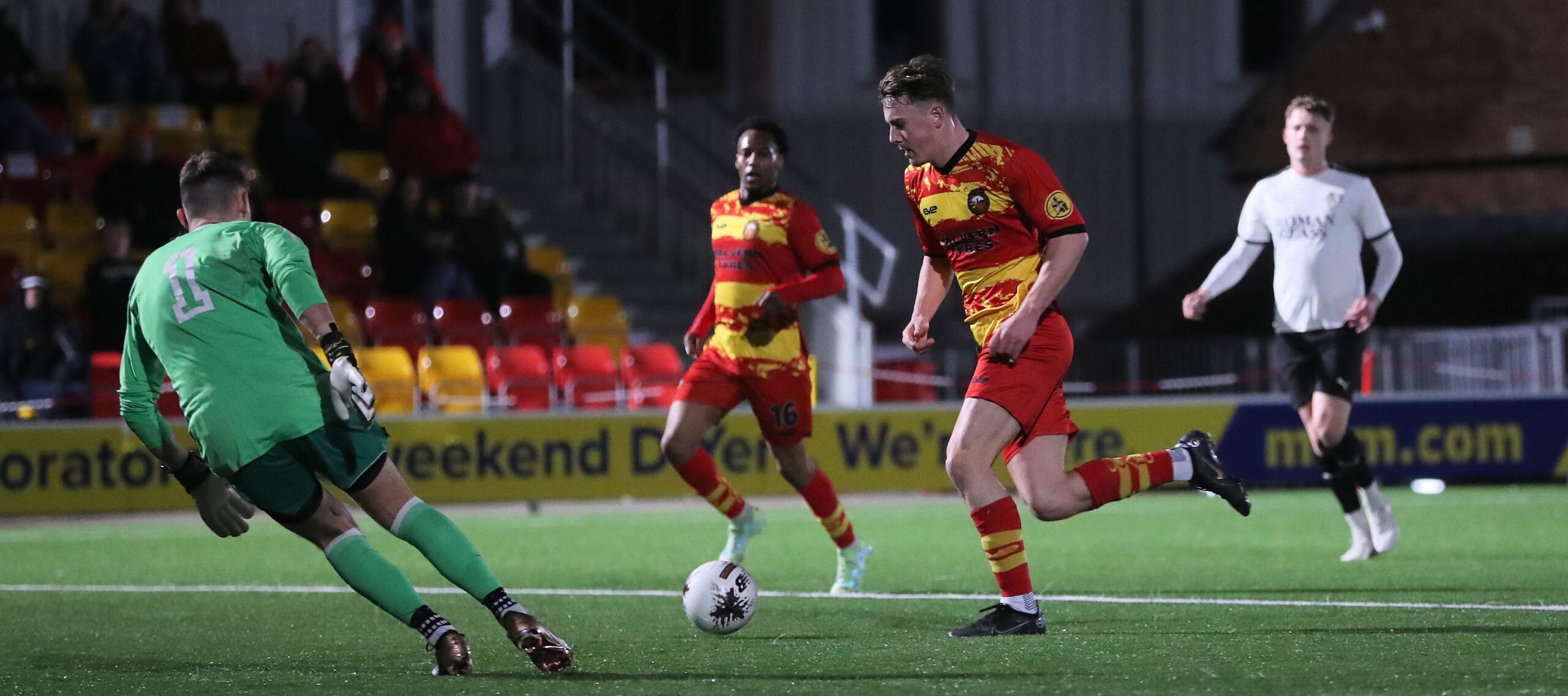 Gloucestershire Football Fixtures - Saturday 20 April - Severn Sport